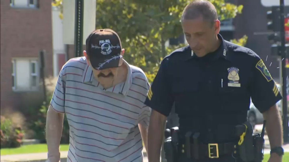 Everett, Mass. veteran scammed out of $20,000 – NBC Boston
