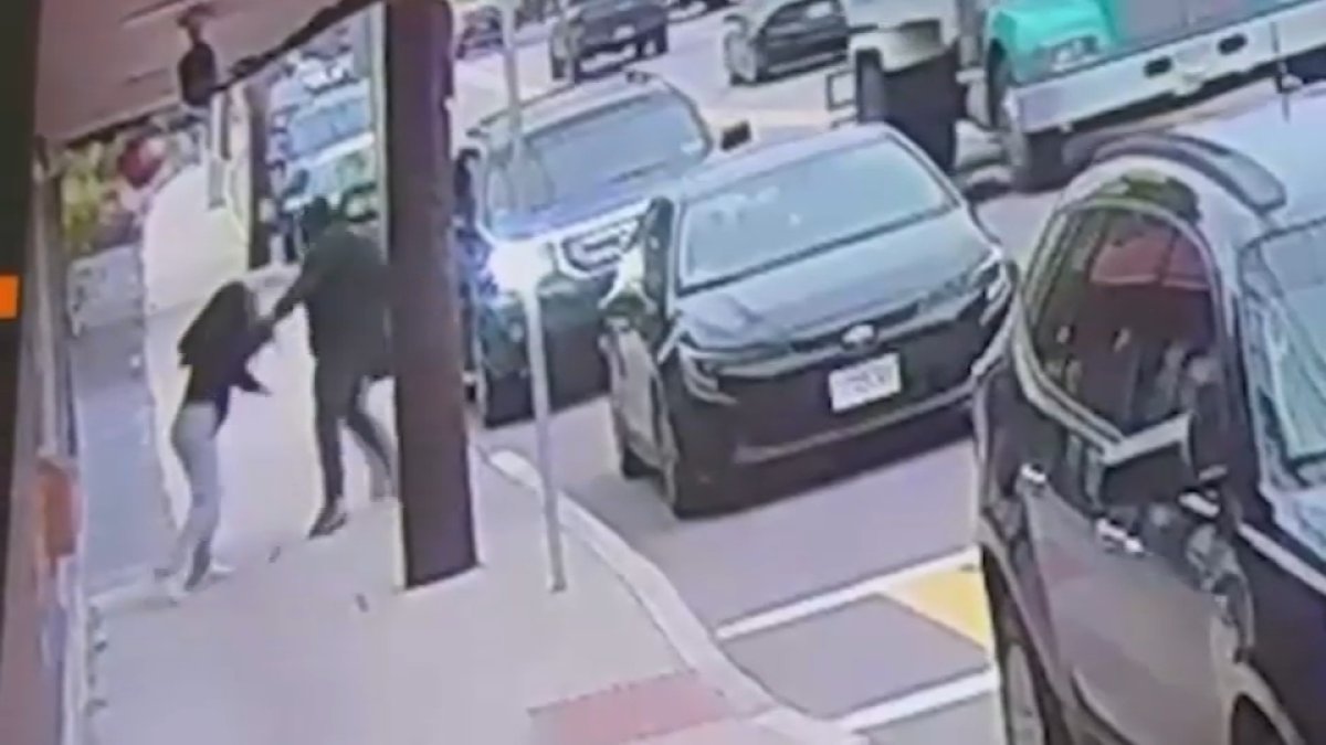 Framingham check cashing business robbery – NBC Boston