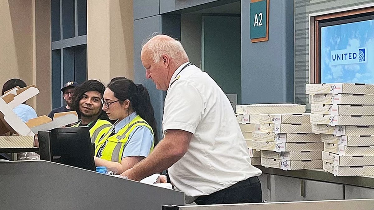 Pilot buys pizza for passengers after emergency landing – NBC Boston