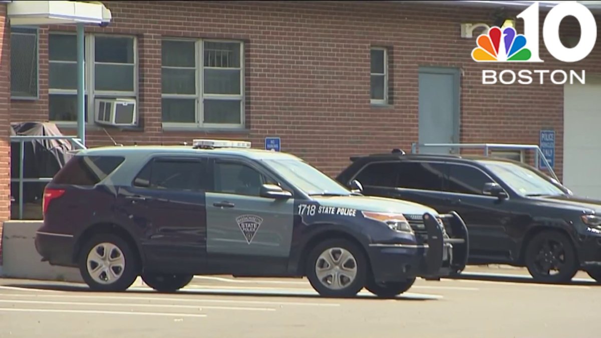 Mass. State trooper charged in drunken driving crash – NBC Boston