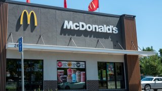Mass. man arrested for exposing himself inside busy McDonald’s ...