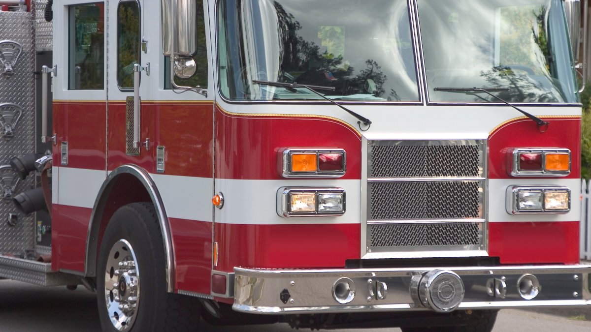 One injured as firefighters battle flames in Lynn – NBC Boston