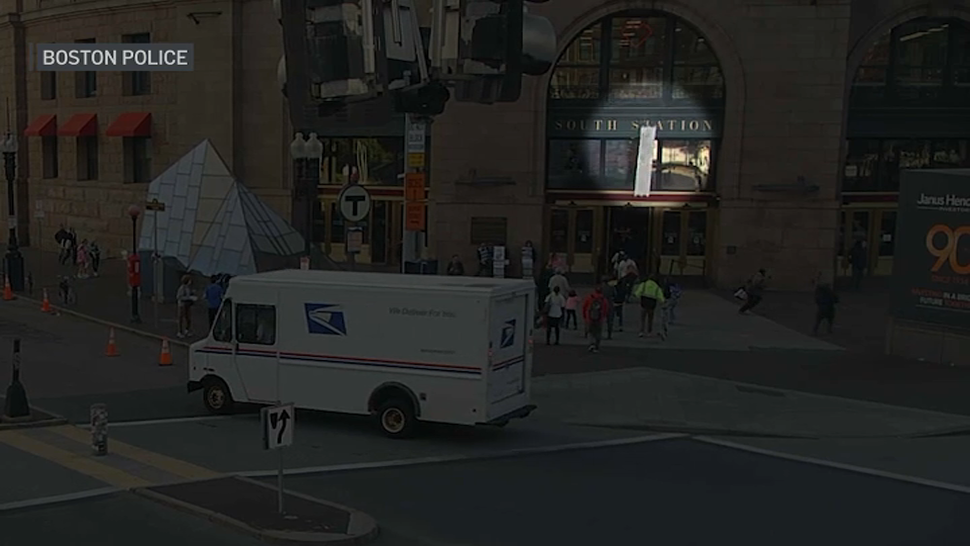 Boston South Station falling plank video – NBC Boston