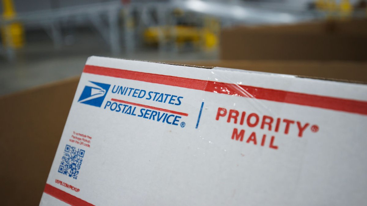 What is ‘smishing’? USPS warning about text message scam – NBC Boston