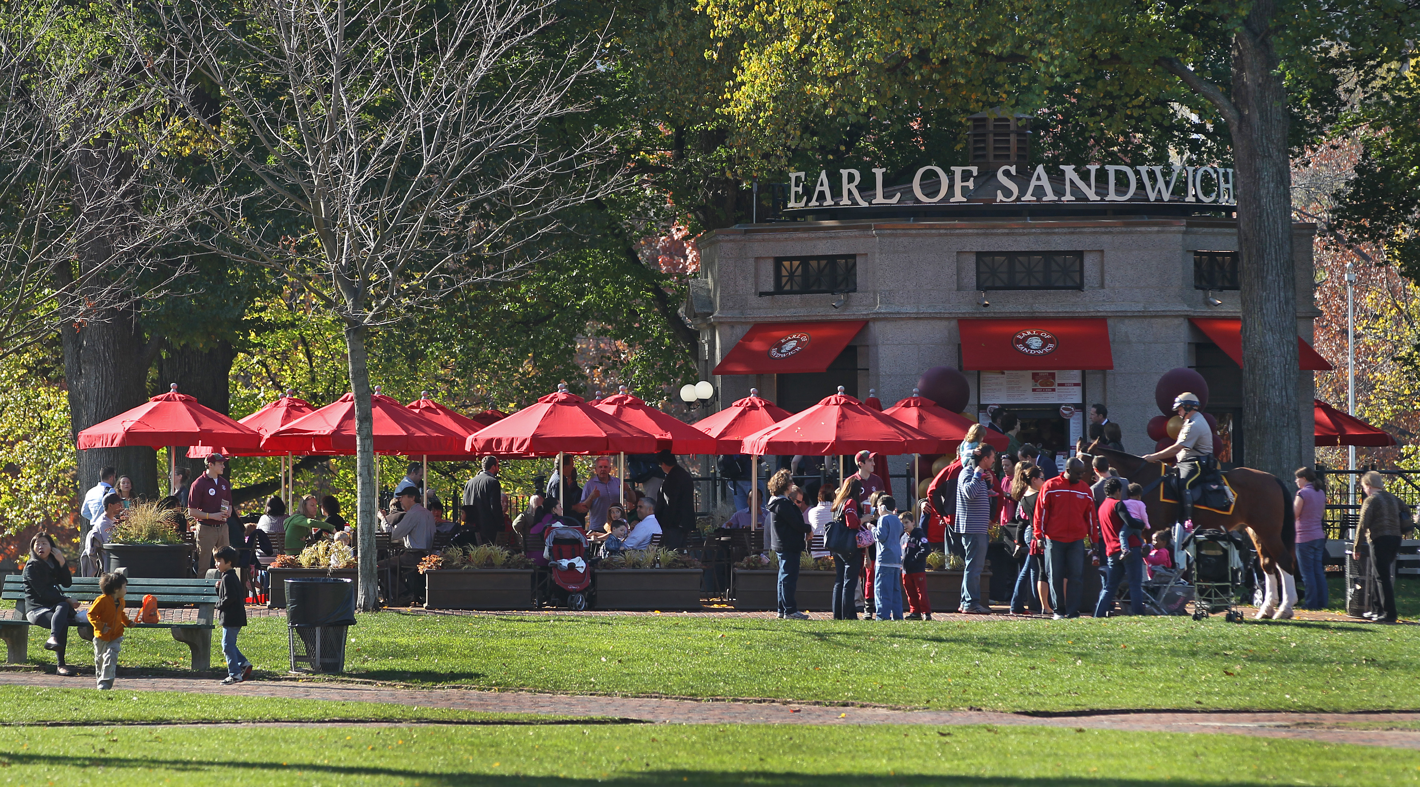 Boston Common new restaurant: Flour bakery replacing Earl of Sandwich ...