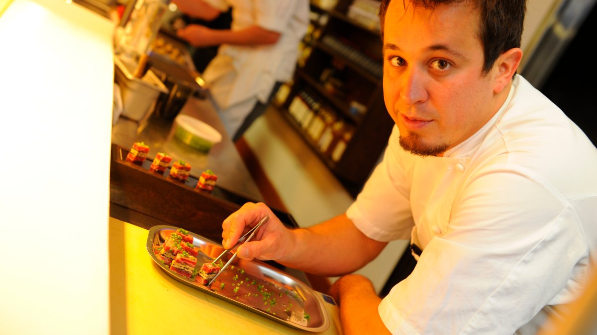 Maple & Ash expanding to Boston, opening location in Seaport District ...