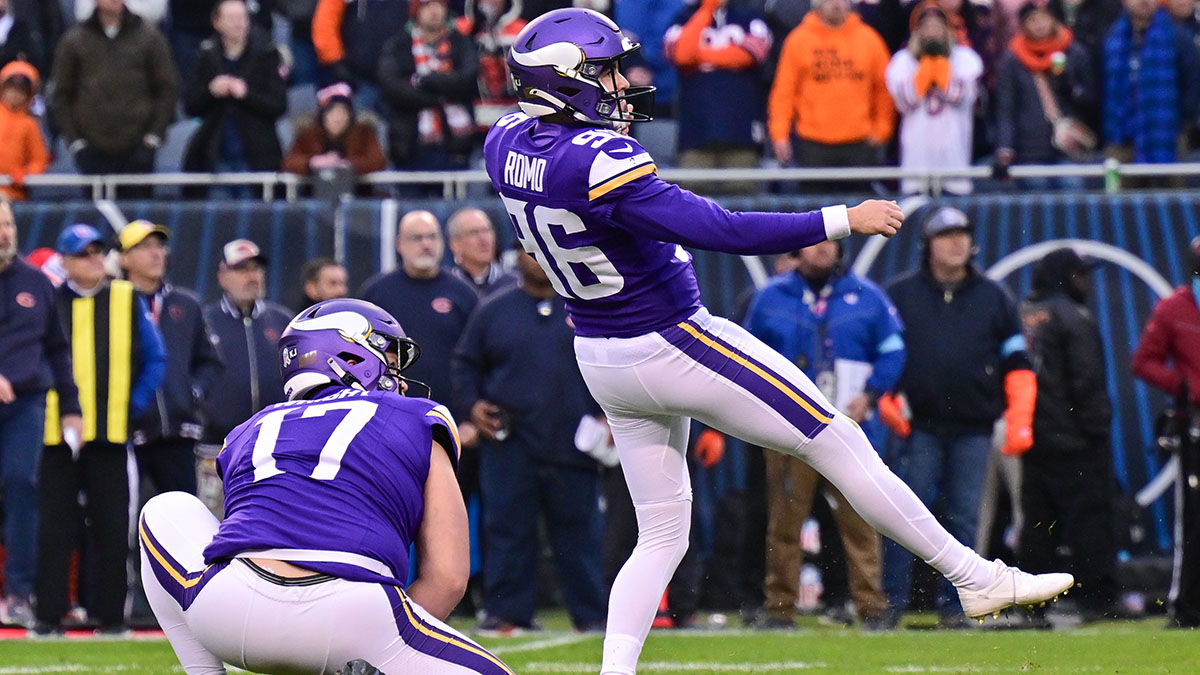 Patriots sign kicker John Parker Romo to practice squad – NBC Boston
