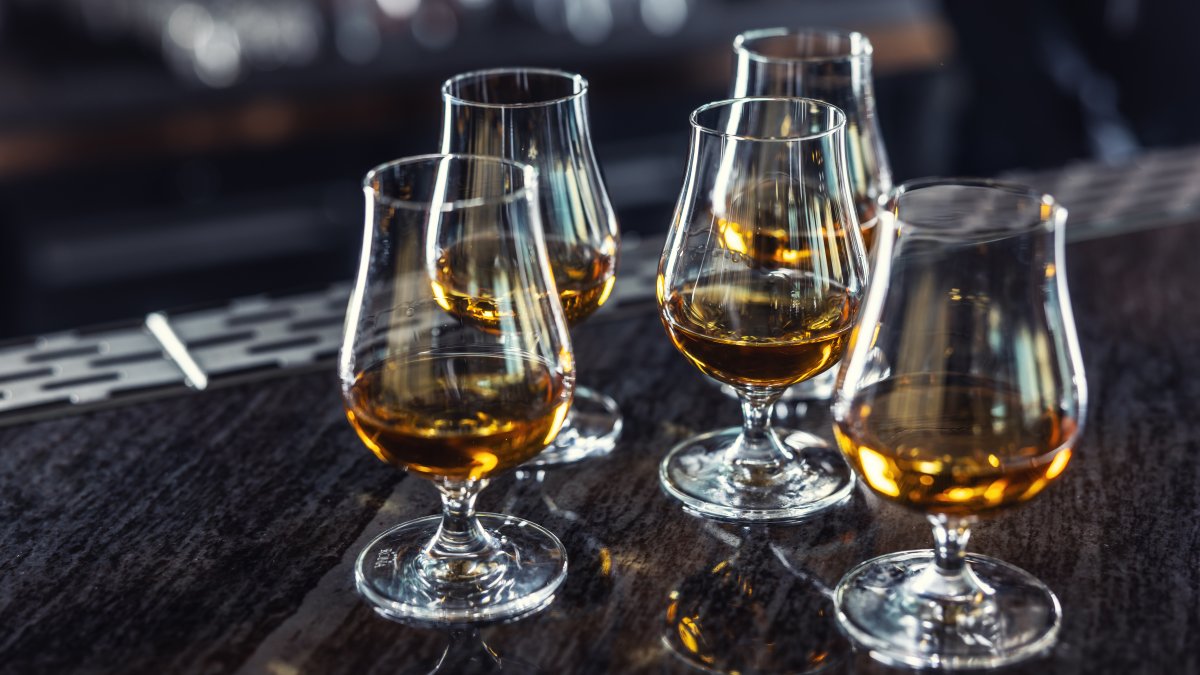 Boston police give drugged drink warning ahead of Halloween – NBC Boston