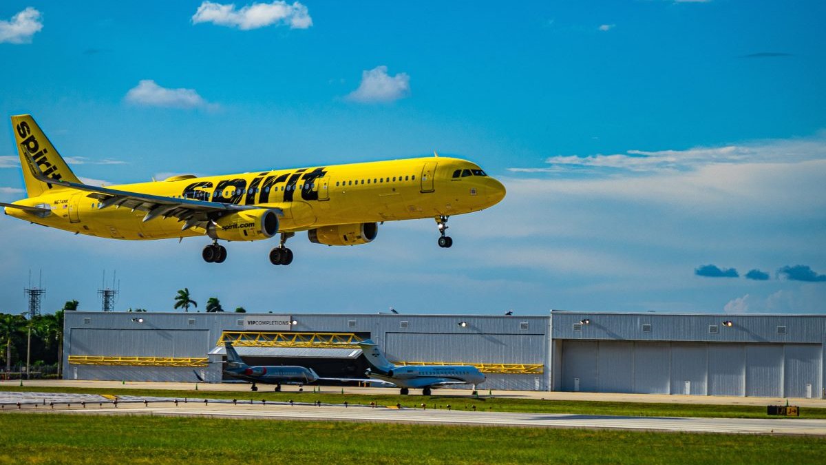Spirit Airlines dress code: No ‘offensive’ body art allowed – NBC Boston