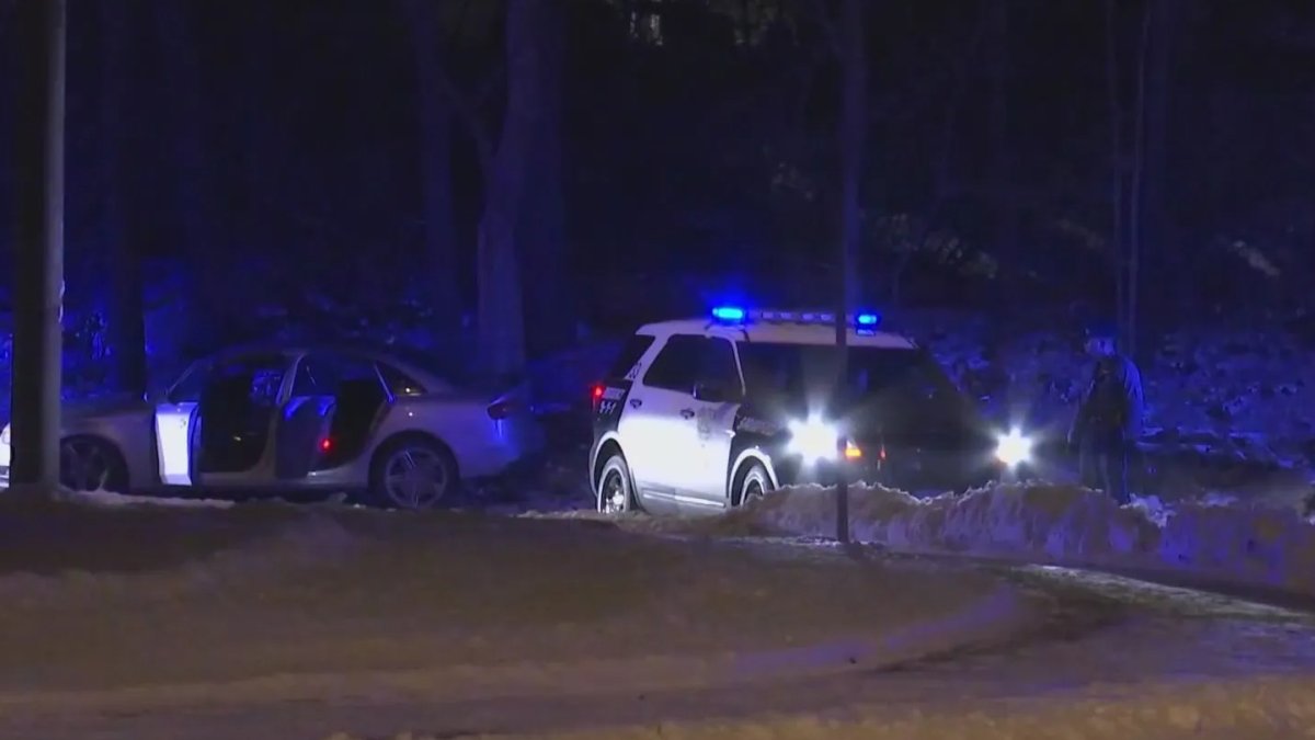 Springfield police cruiser shot at, multiple people arrested – NBC Boston
