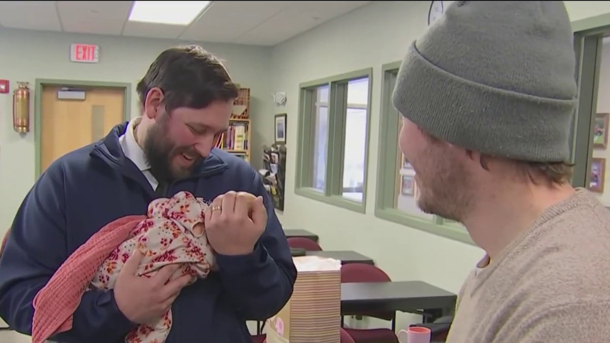Tuftonboro, NH mom reunited with 911 operator who helped deliver baby ...