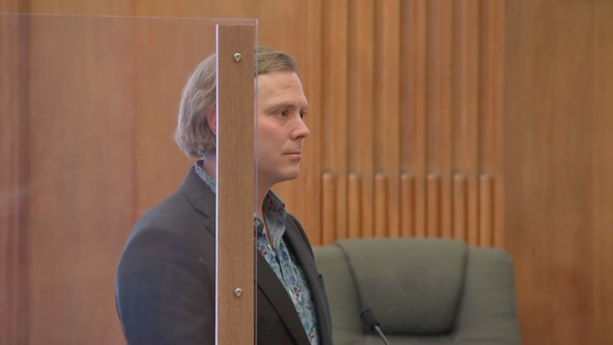 Roslindale man accused of vandalizing Tesla vehicles in Brookline – NBC ...