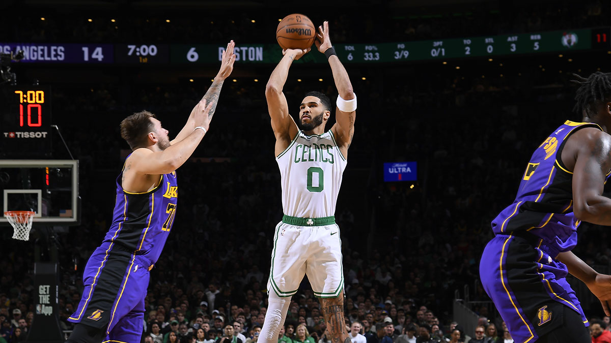 Celtics-Lakers recap: Jayson Tatum’s 40 points leads C’s to 111-101 win – NBC Boston