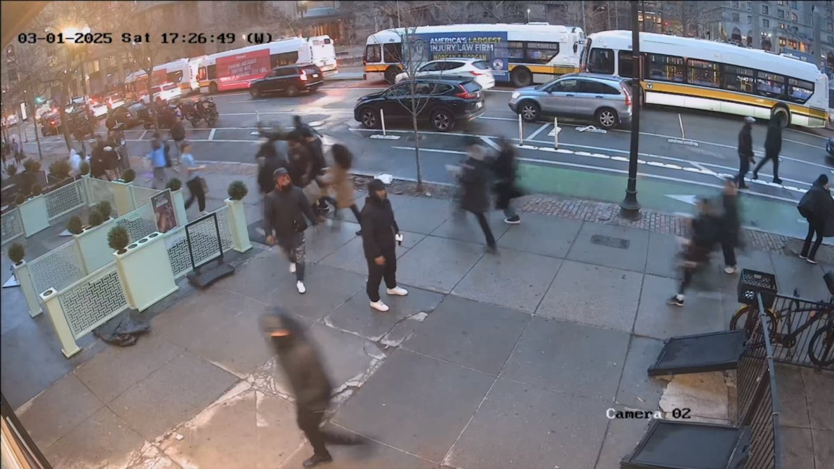 VIDEO: Aftermath of Back Bay Chick-fil-A shooting seen on surveillance ...