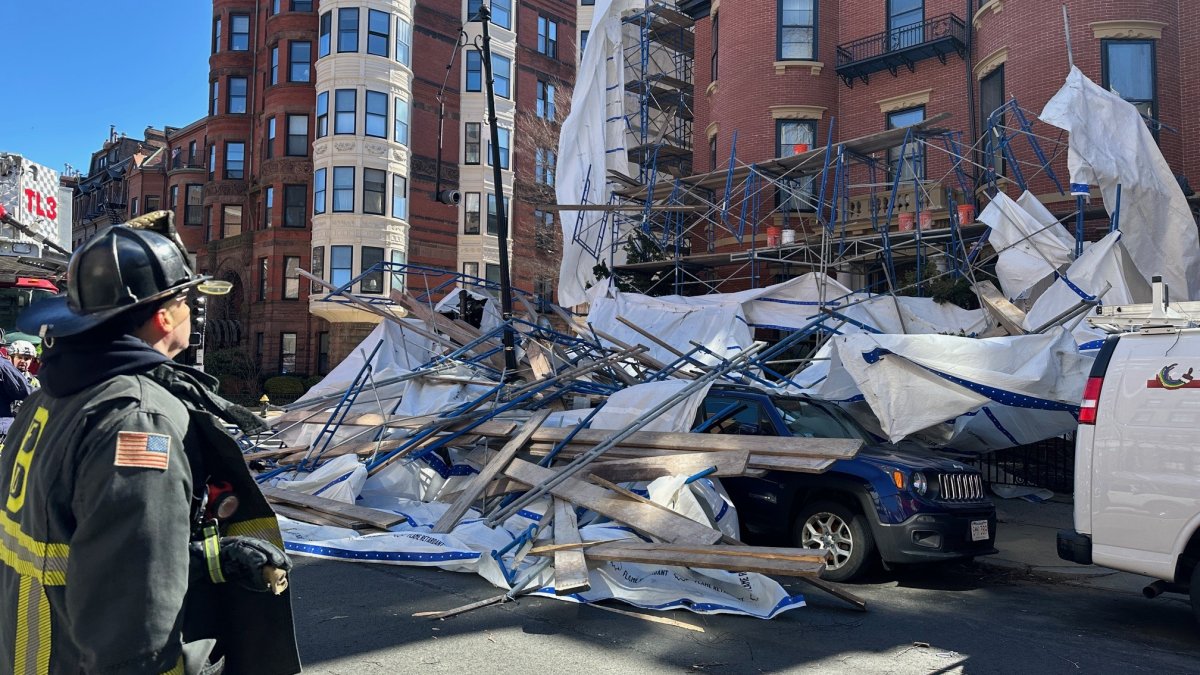 Boston scaffolding collapse damages vehicles: Latest updates – NBC Boston