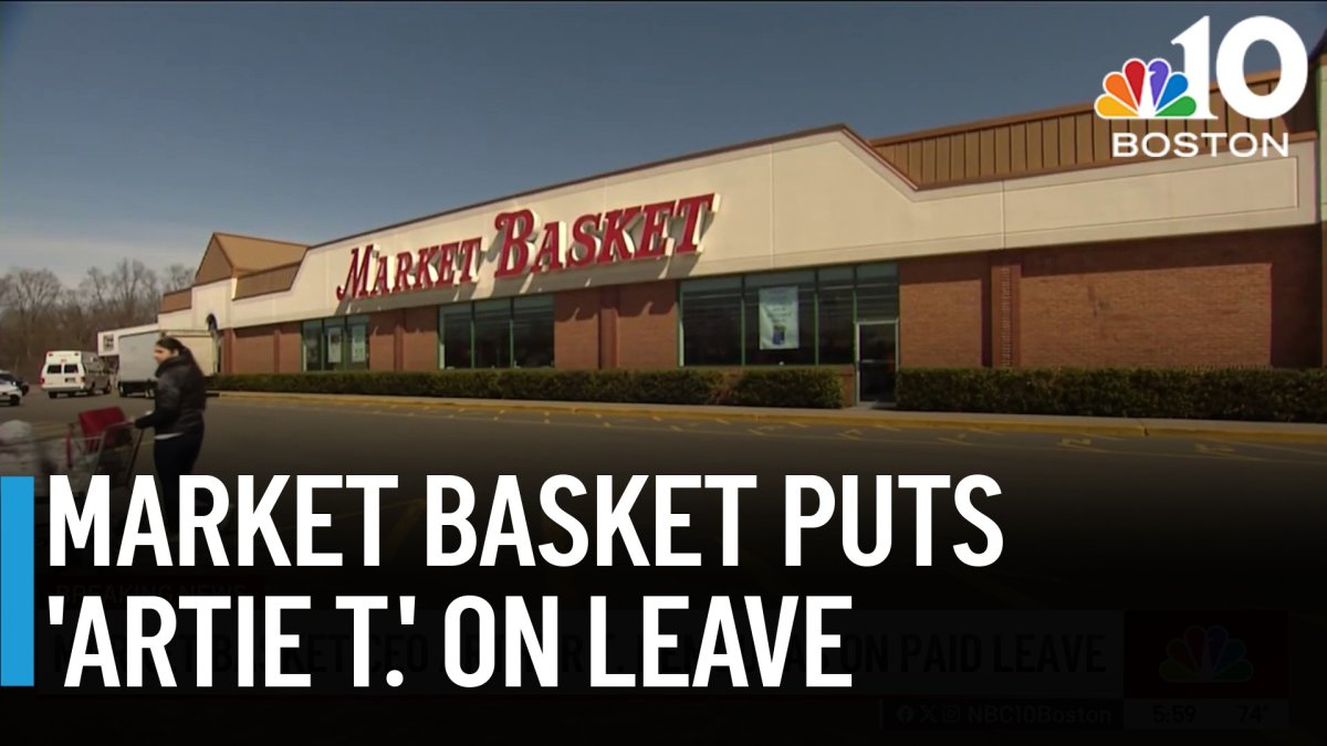 Market Basket puts beloved CEO Arthur T. Demoulas on leave – NBC Boston