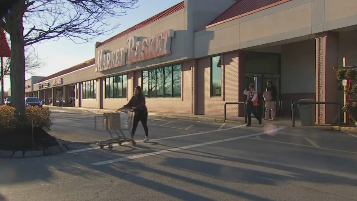 Market Basket’s Arthur Demoulas on leave, renewed family drama – NBC Boston