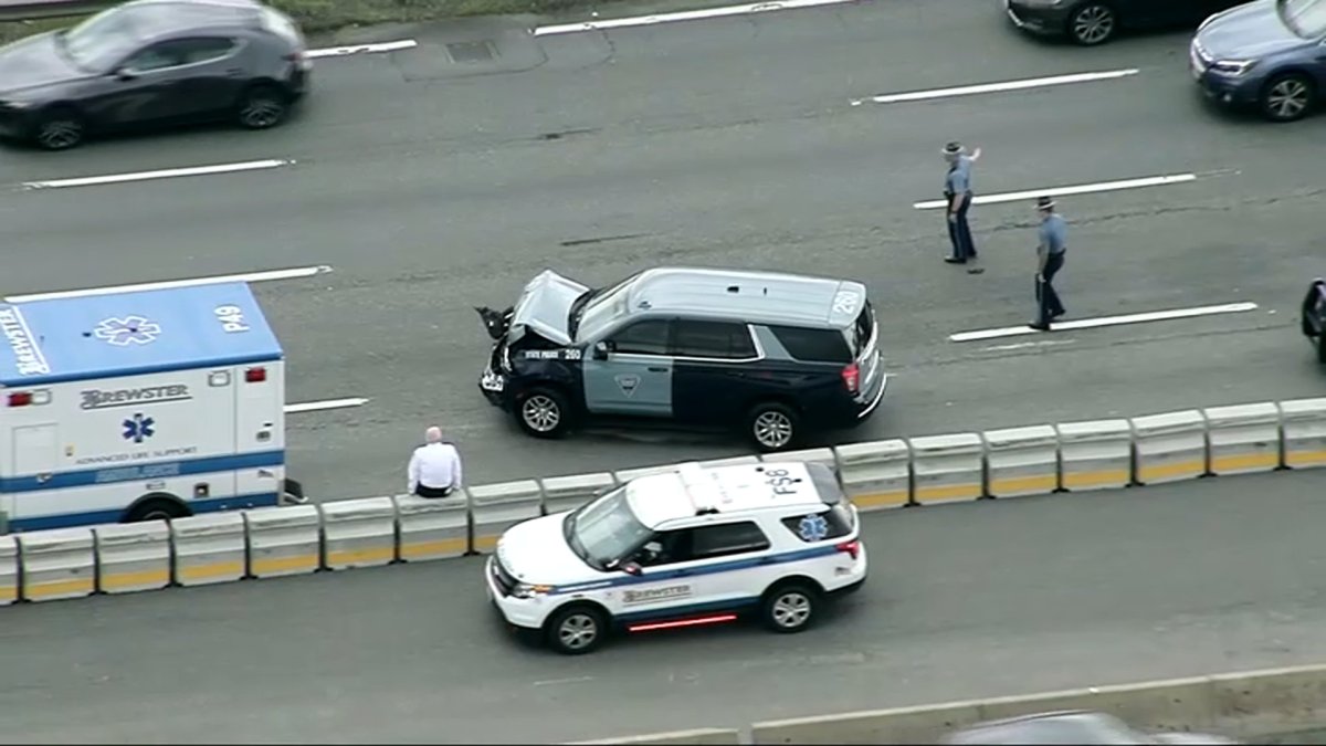 Mass. State Police cruiser, ambulance involved in crash on I-93 – NBC ...