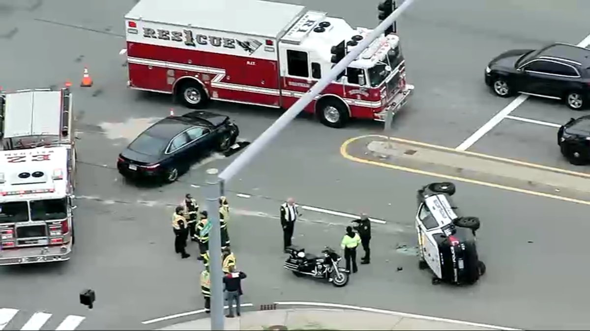 Waltham, Mass. police cruiser involved in crash, 2 injured – NBC Boston