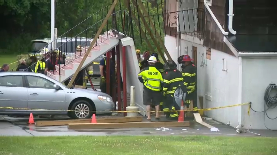 Portsmouth RI Portuguese Club partial building collapse – NBC Boston