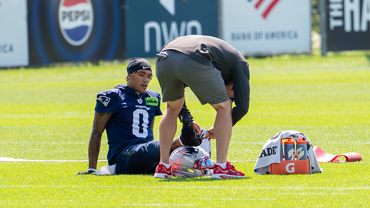 Christian Gonzalez injury to sideline Patriots cornerback for ‘a bit ...