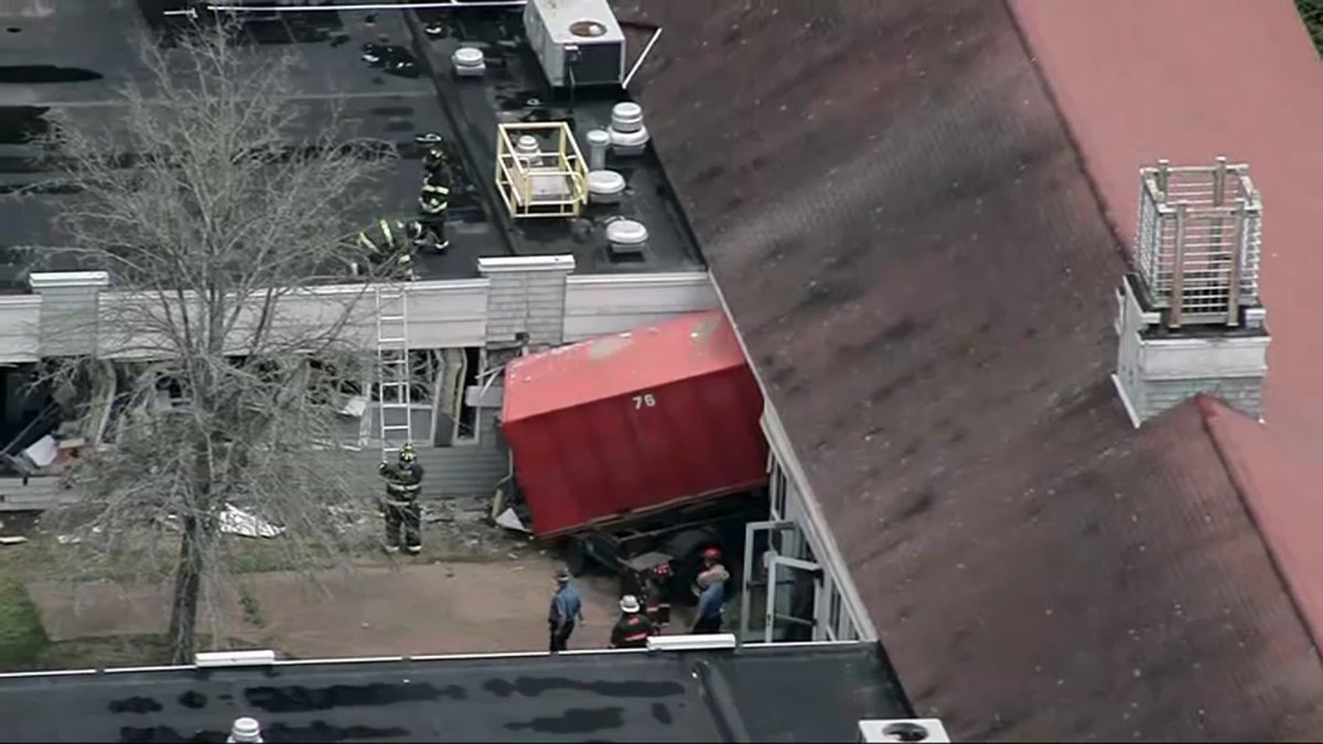 13 hurt in US Job Corps truck crash in Devens, Mass. – NBC Boston