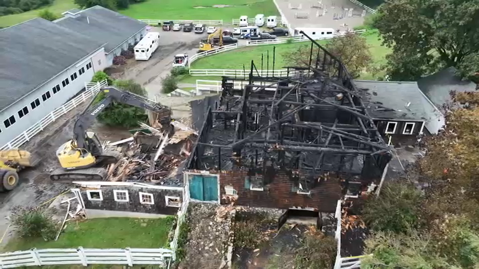 8 horses dead in Walpole, MA barn fire, lightning suspected – NBC Boston