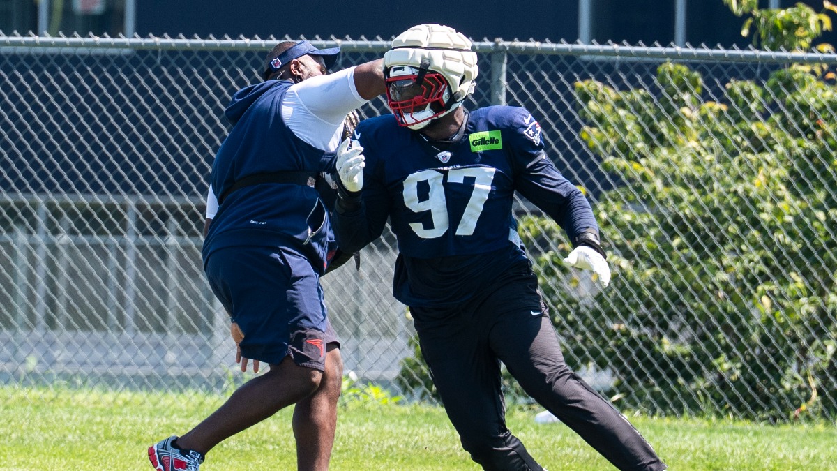 Patriots star Milton Williams packing a punch after offseason training ...