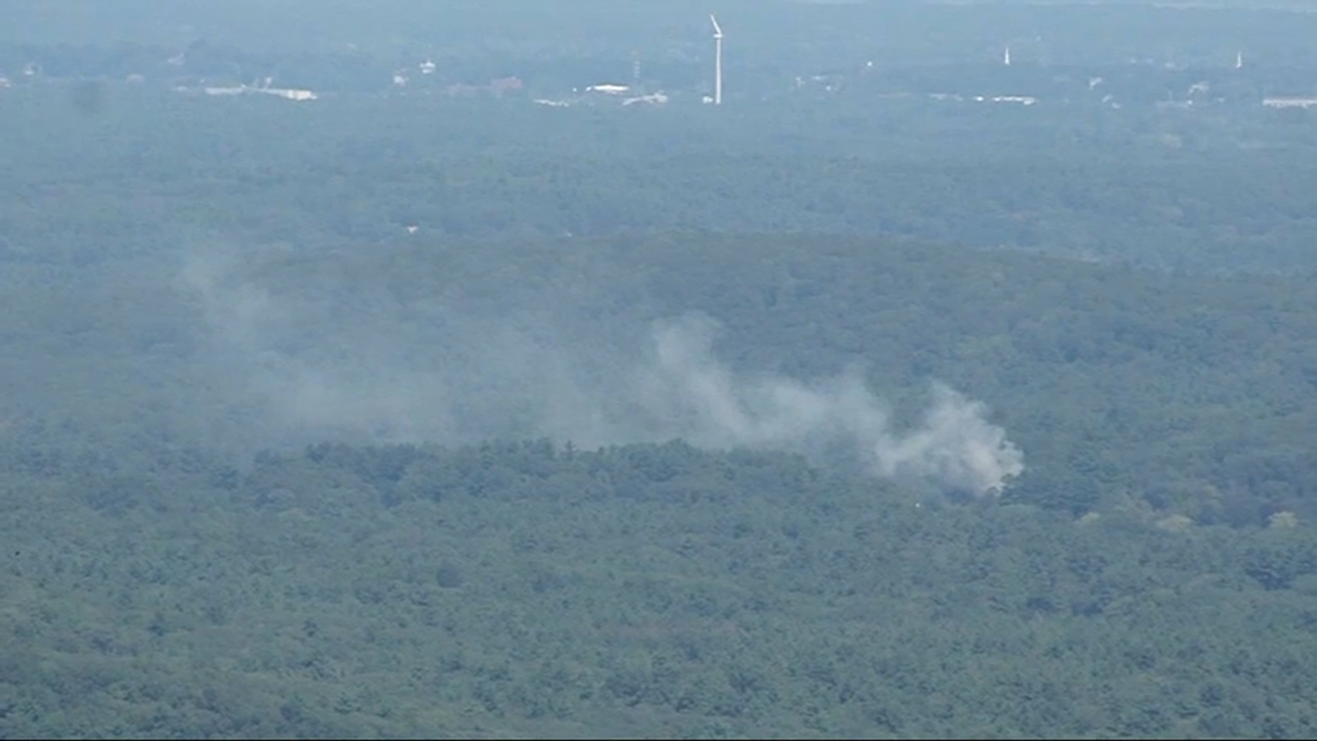 Video: Fire in Ipswich, Mass., sends smoke into air near horses – NBC ...