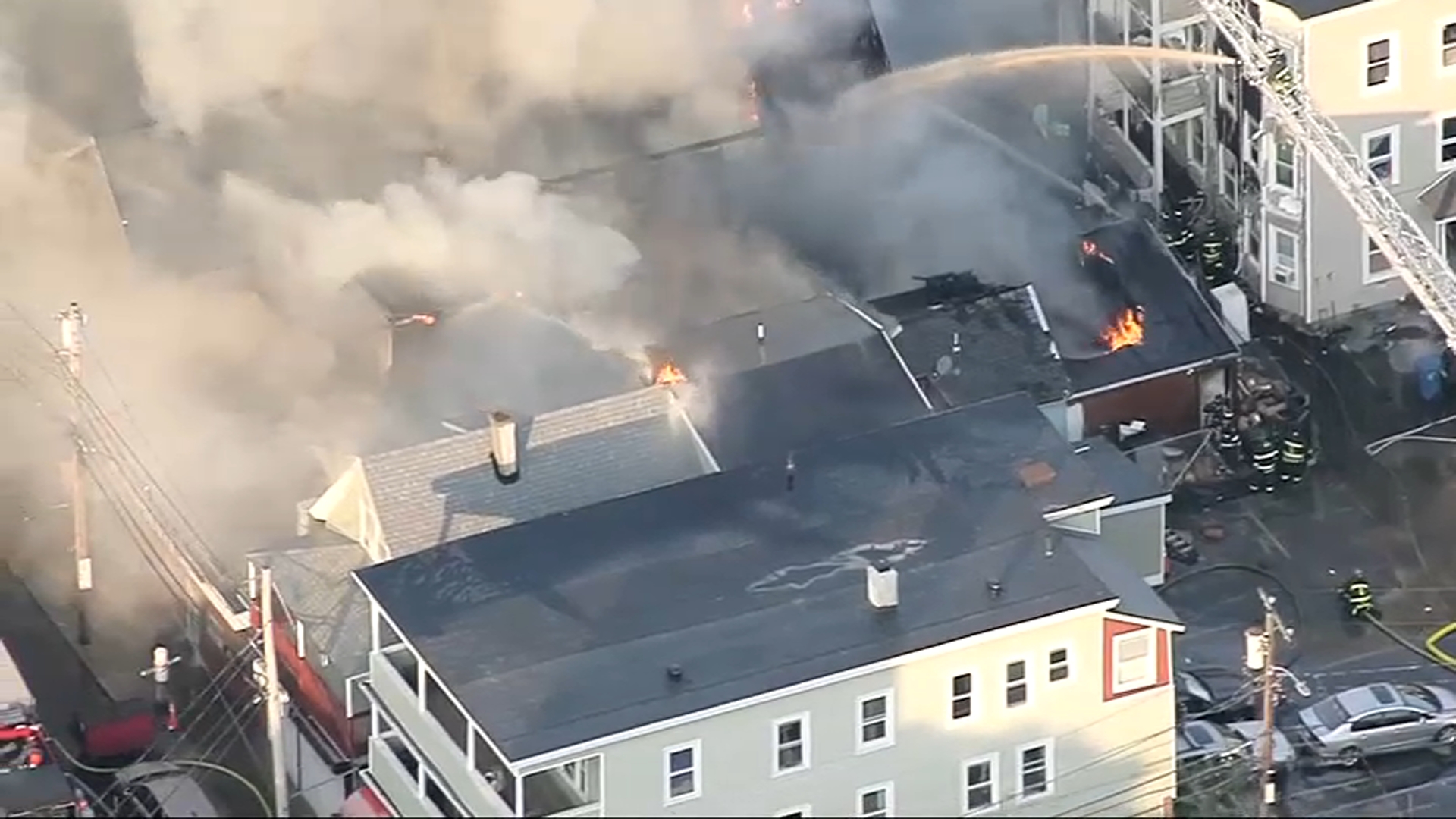 Video: Fire burns in 5 Lawrence, MA buildings on Lowell St. – NBC Boston