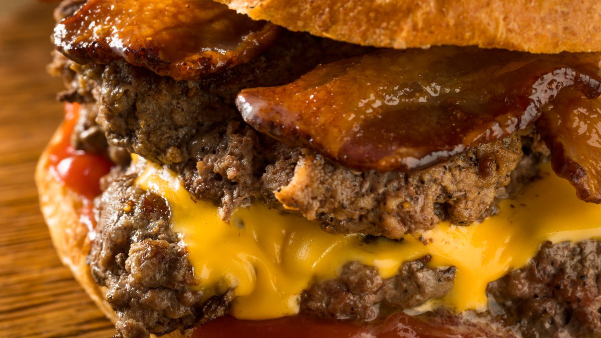 Baba Yum Burgers opens in North Andover – NBC Boston