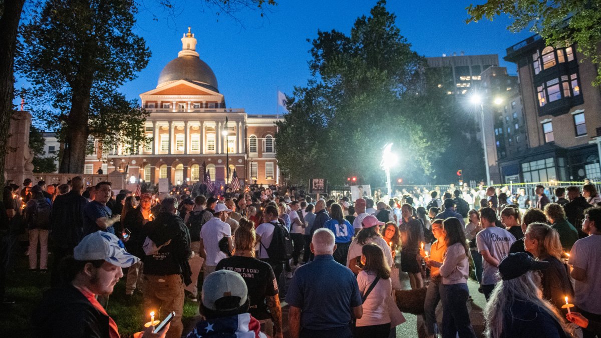 Charlie Kirk vigil held on Boston Common – NBC Boston