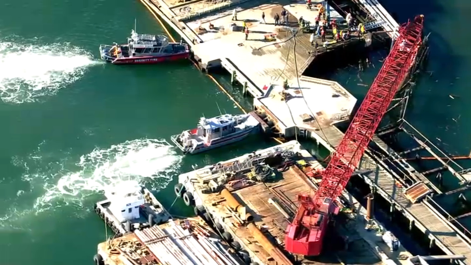 Crane collapses in Everett, MA, killing 2 workers — photos, video – NBC ...