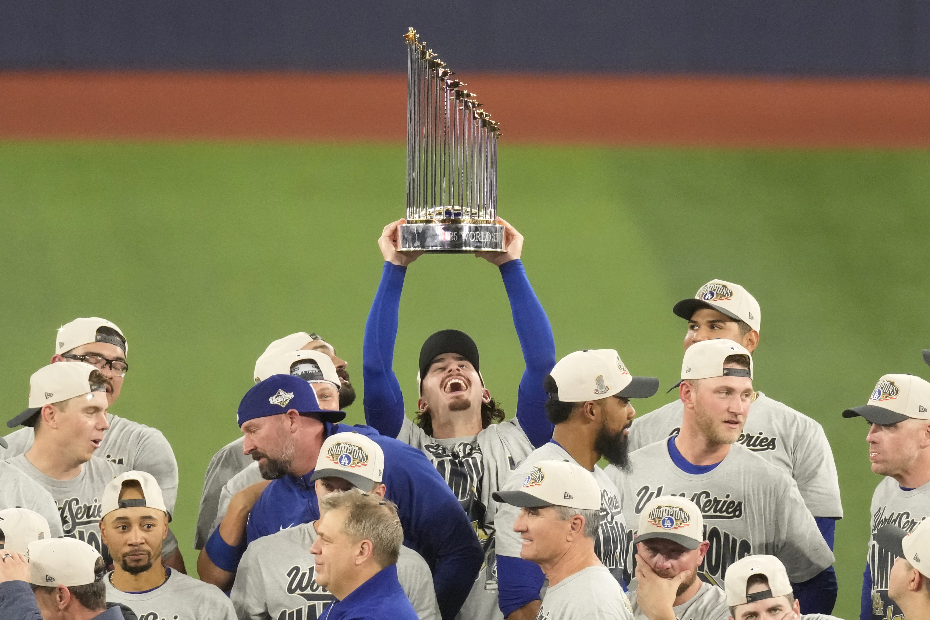 Key moments from the Dodgers’ wild World Series Game 7 win – NBC Boston
