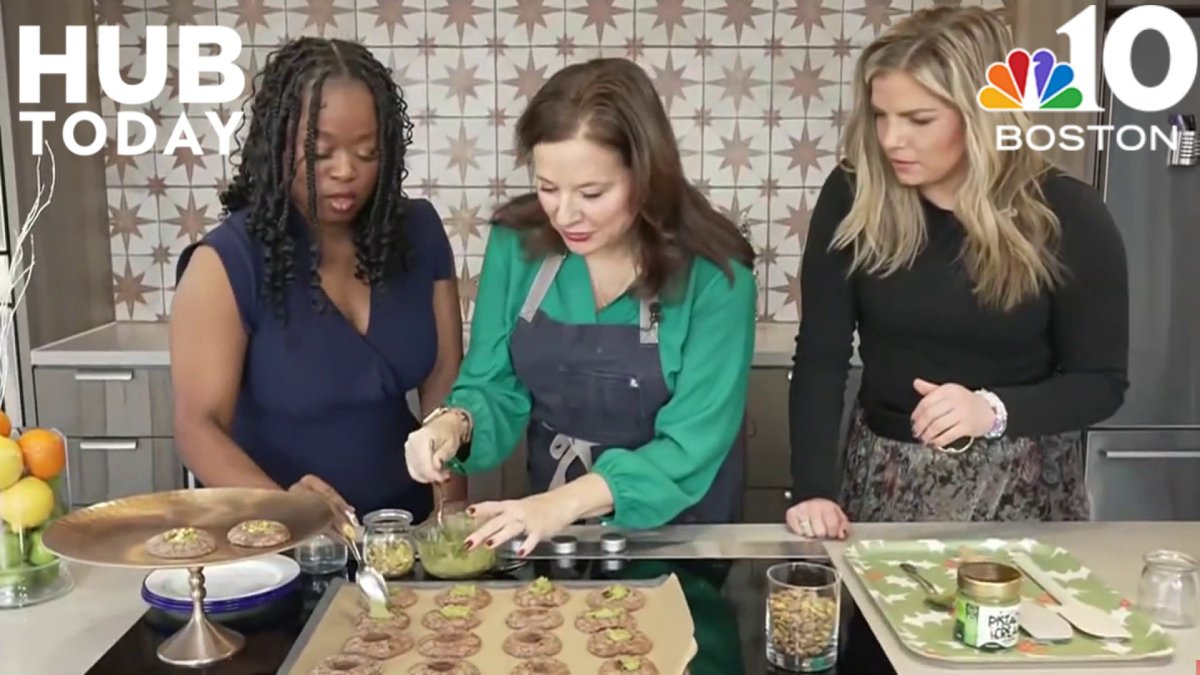 Festive Dubai cookie for the family (and Santa) – NBC Boston