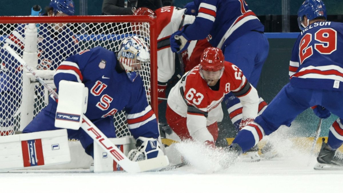 Watch highlights of Jeremy Swayman in net – NBC Boston