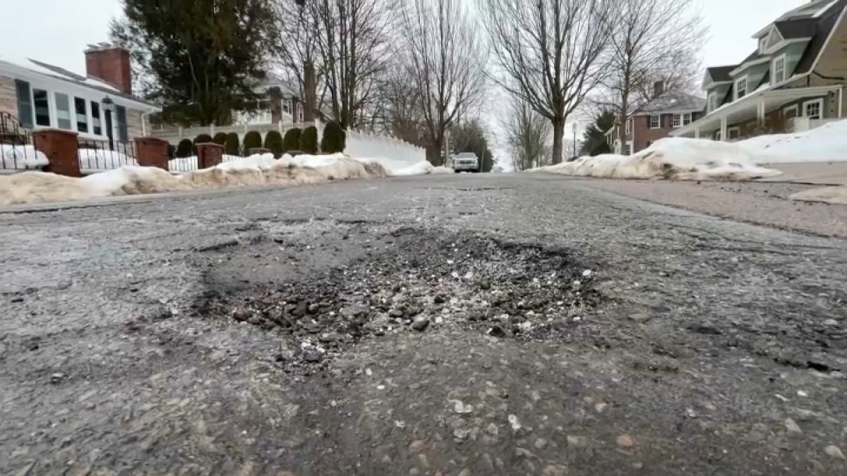 ‘They’re a scourge’: Pothole problems worsen with weather pattern – NBC ...
