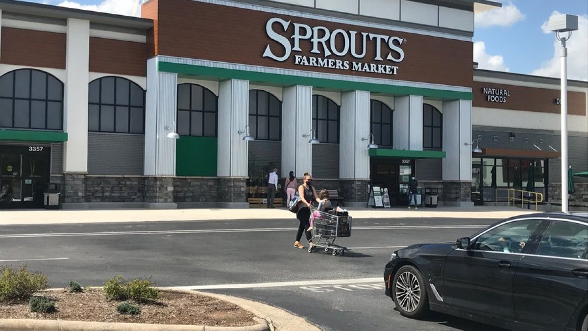 Upscale grocer Sprouts gets green light for first New England location ...
