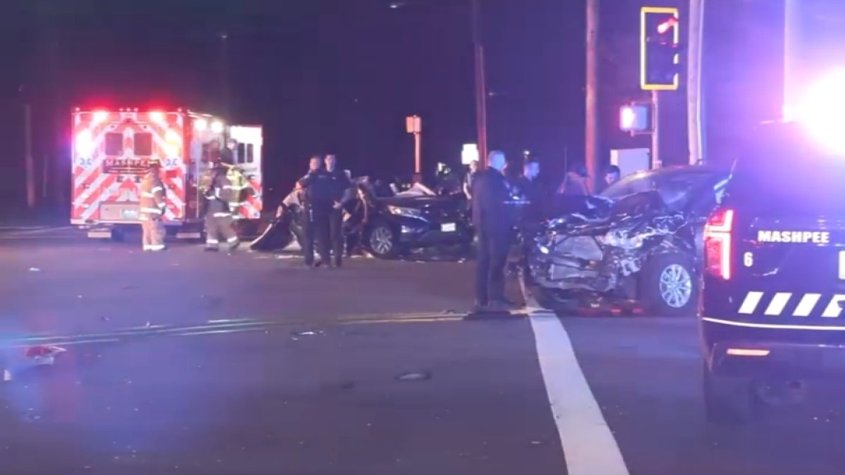 Mashpee crash leaves 4 injured, 1 seriously – NBC Boston